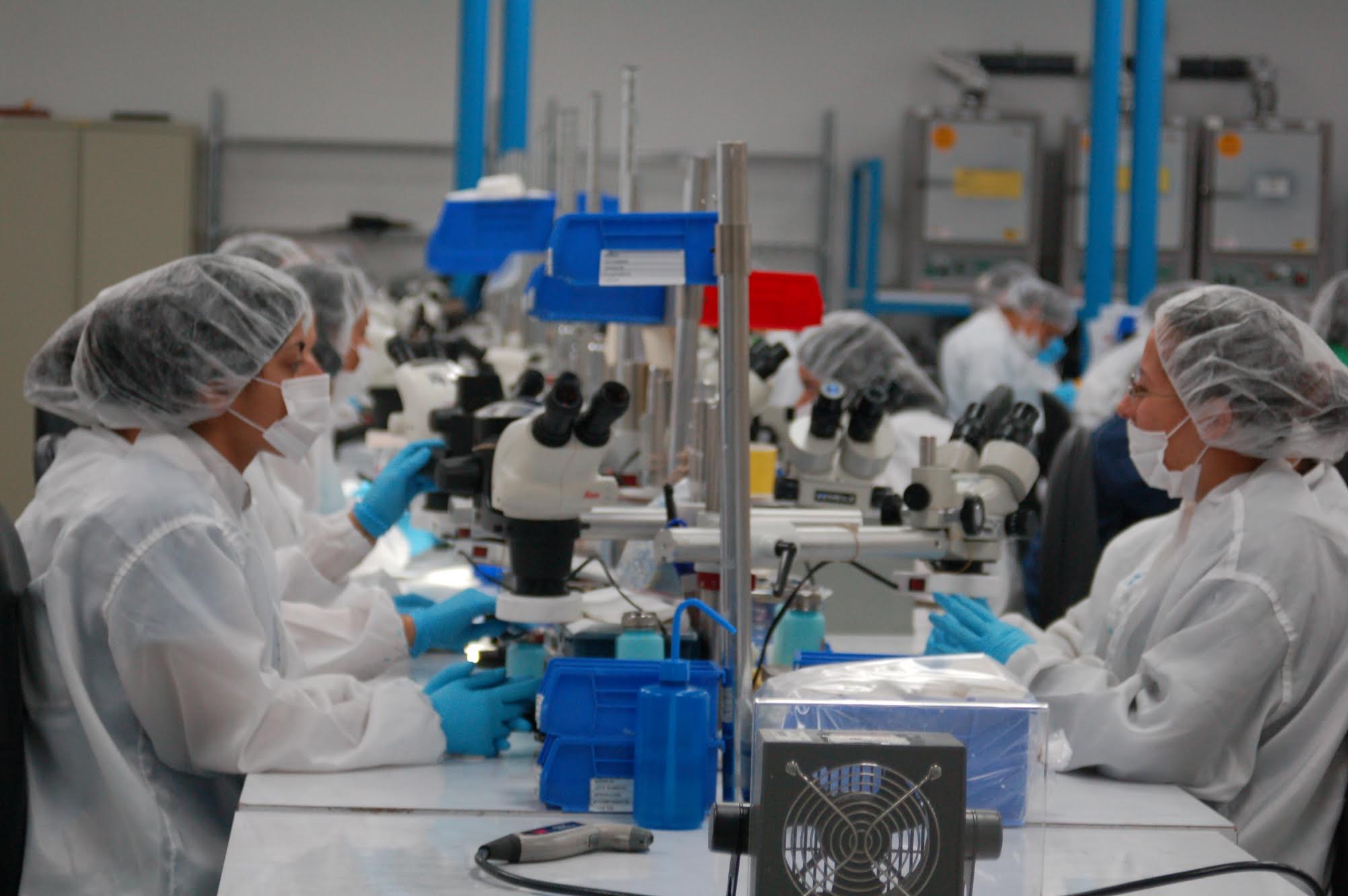 Zona Franca Coyol emplea a 7.700 colaboradores especializados en ...